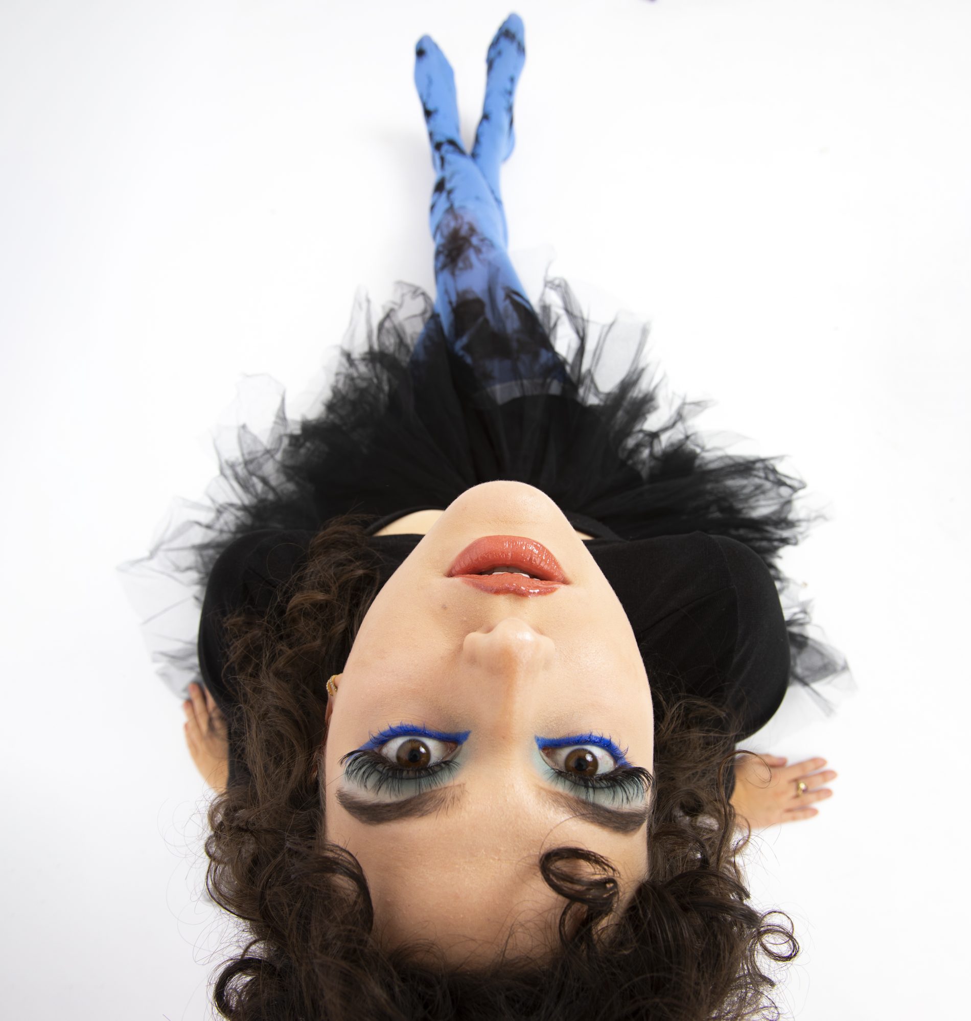 Ramona Blue Has No Time for Lies in Debut Single, “Curious” - Cliché ...