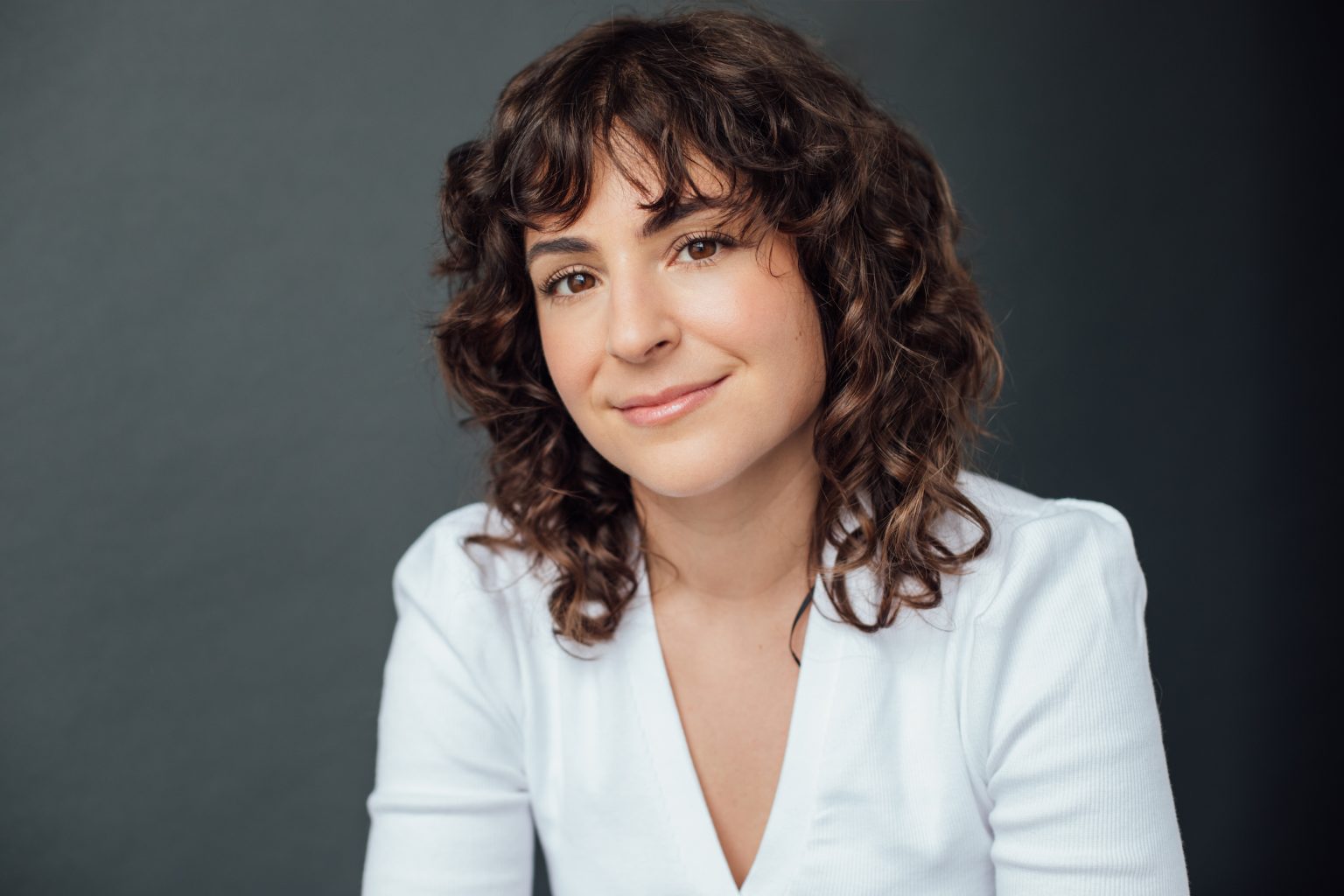 Elana Dunkelman Gets Our Adrenaline Pumping in “Alert: Missing Persons ...